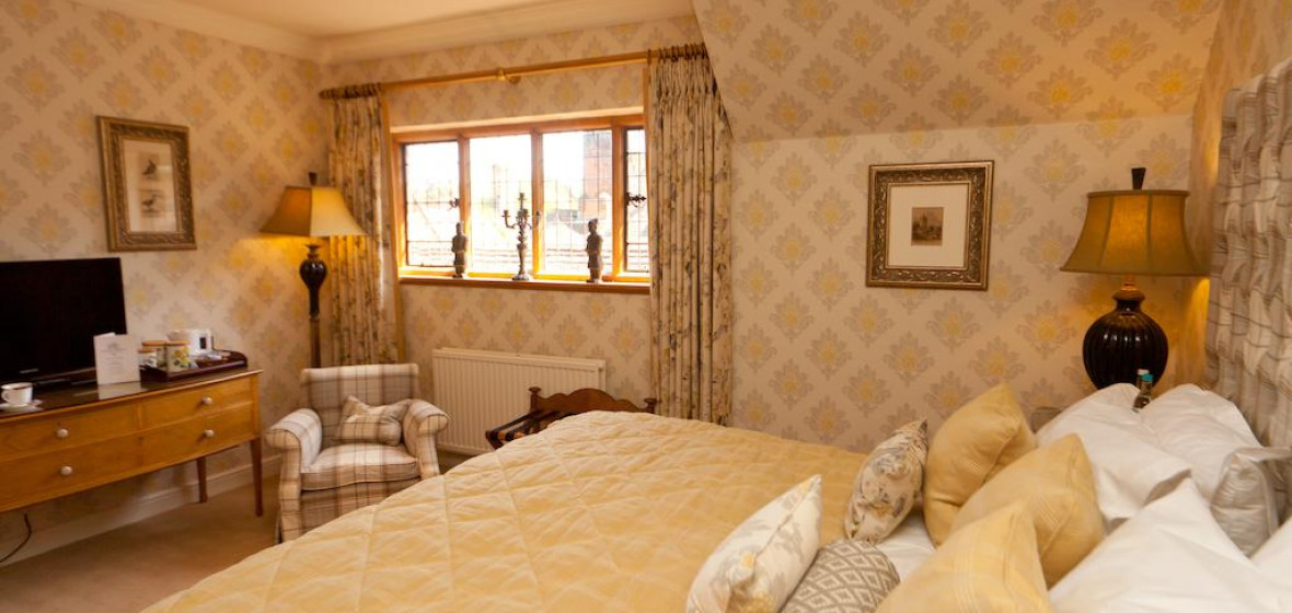 Hever Castle B&B, Kent Review | The Hotel Guru