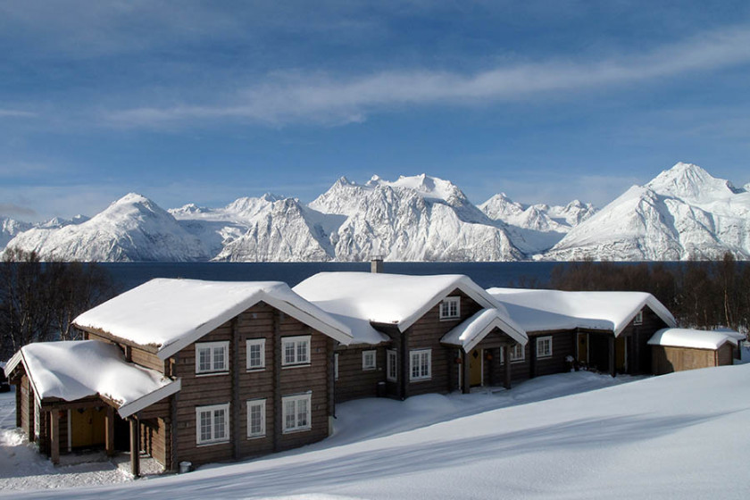 Lyngen Lodge, Olderdalen, Norway. Expert reviews and highlights | The ...