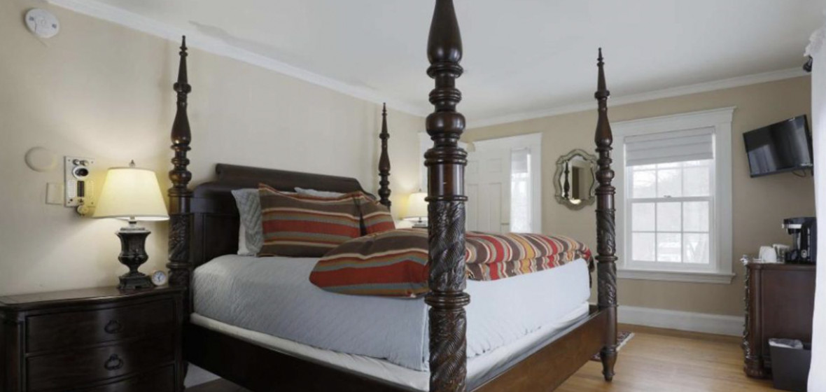 The White House Inn, Vermont, United States of America. Expert reviews ...