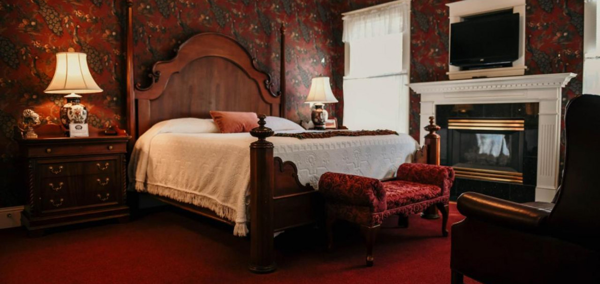 China Clipper Inn, Colorado Review | The Hotel Guru