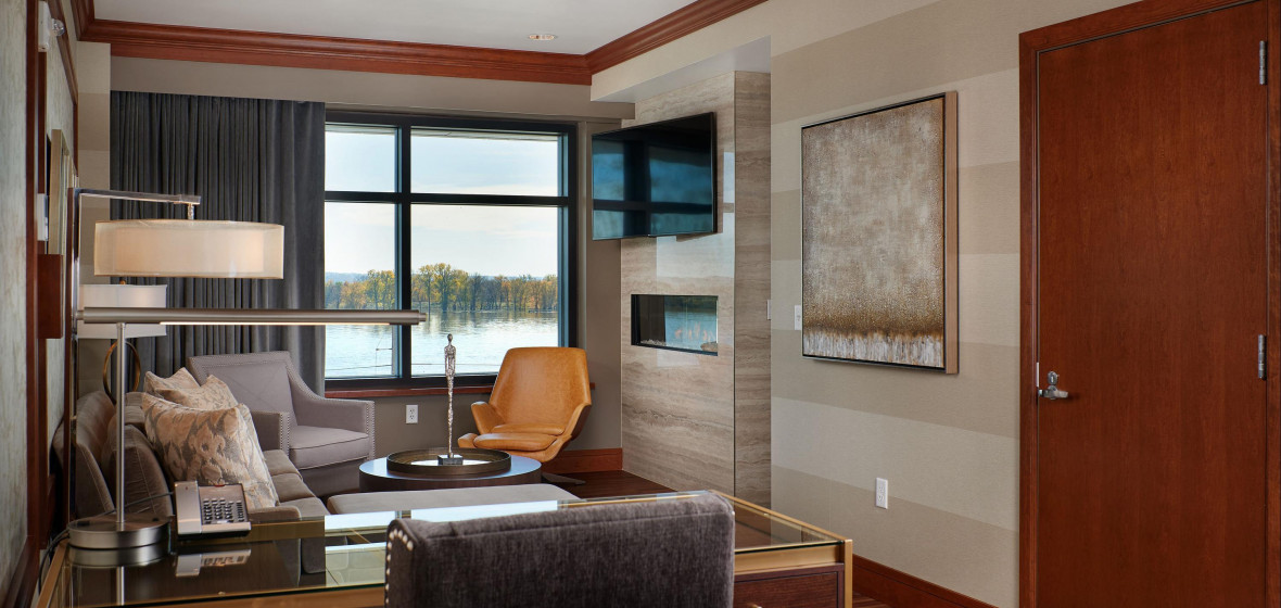 The Merrill Hotel, Iowa, United States of America. Expert reviews and ...