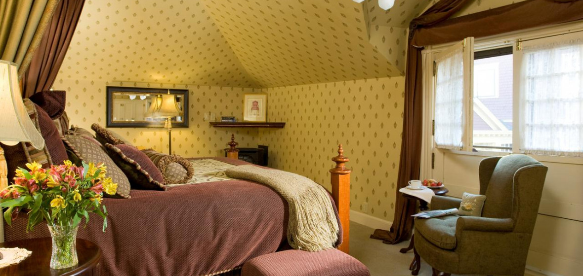 Berry Manor Inn, Rockland Review | The Hotel Guru