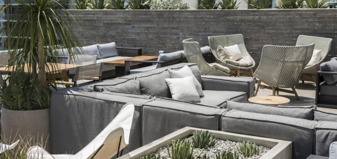 Kimpton Everly Hotel, Los Angeles Review | The Hotel Guru