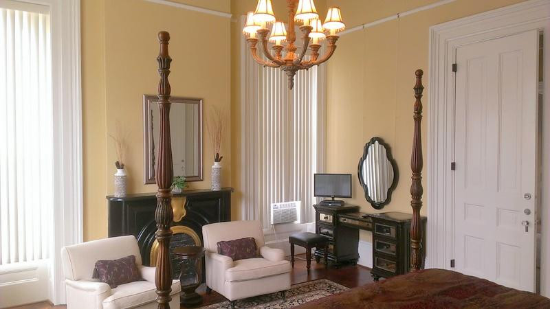 The Pepin Mansion, Indiana Review | The Hotel Guru