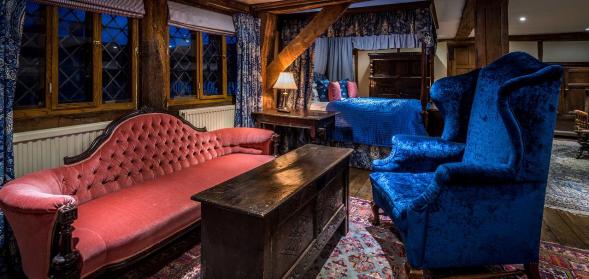 Long Crendon Manor, Buckinghamshire Review | The Hotel Guru