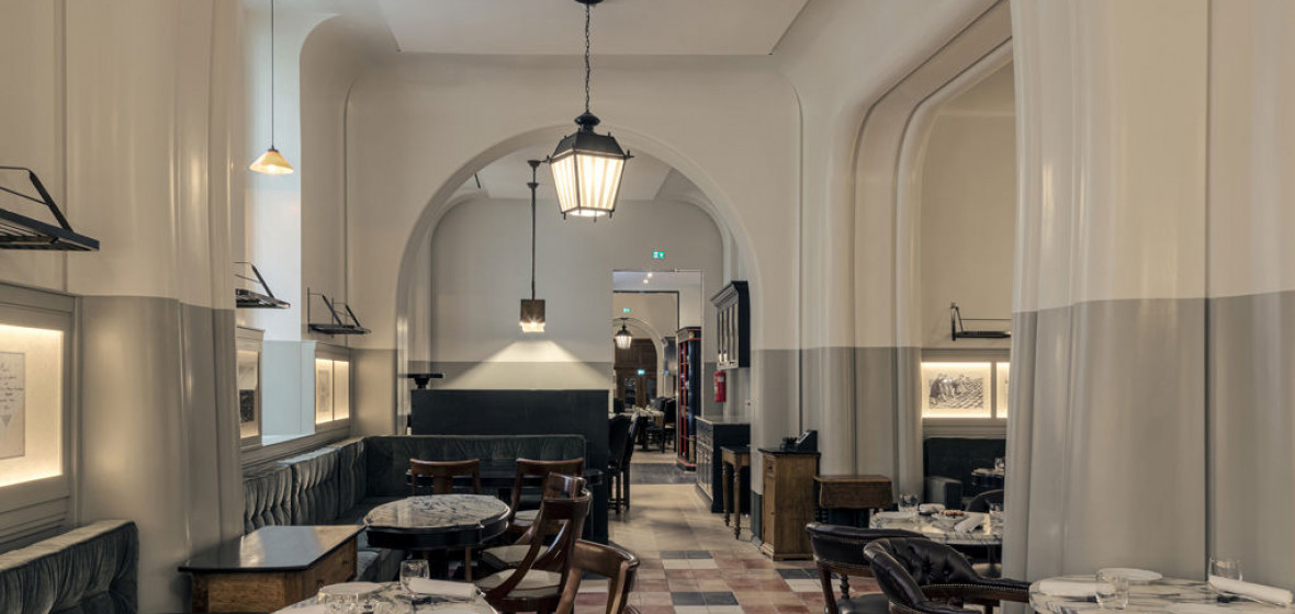 Palazzo Ripetta, Rome (Lazio), Italy. Expert reviews and highlights ...