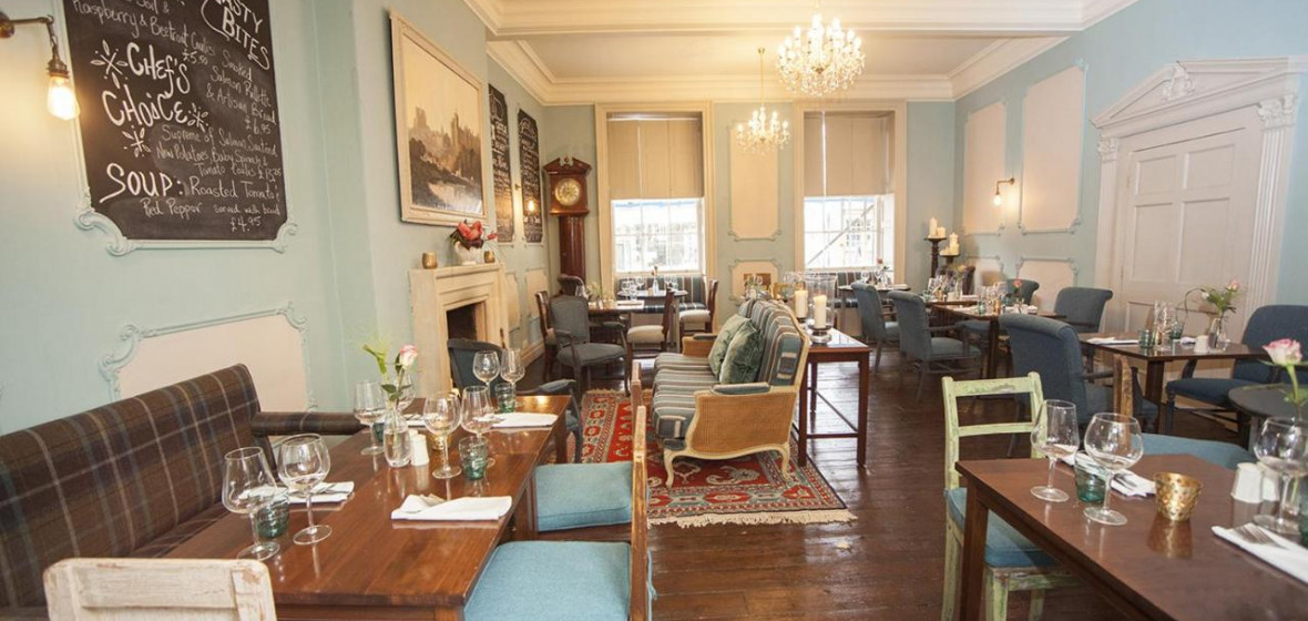 The Norfolk Arms, Arundel (West Sussex). Expert reviews and highlights ...