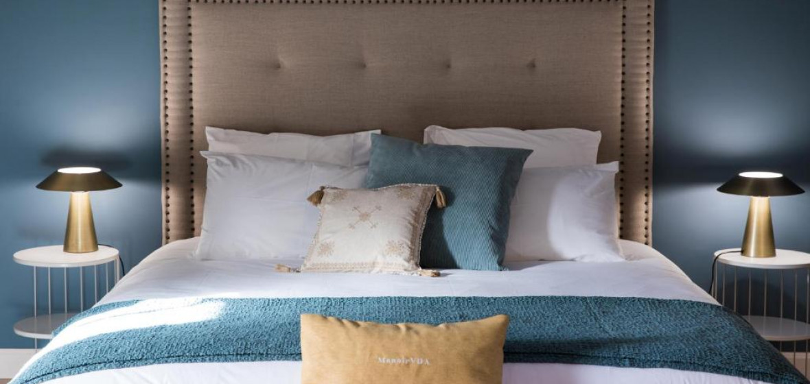 Manoir du Vau d'Arz, Brittany, France. Expert reviews and highlights ...