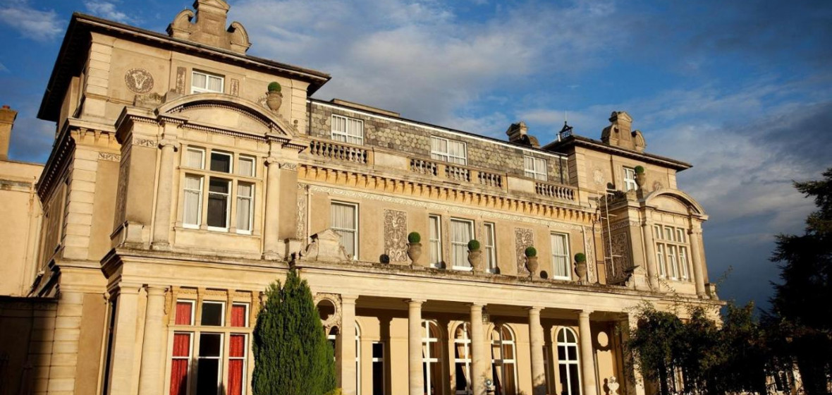 Down Hall, Essex. Expert reviews and highlights | The Hotel Guru