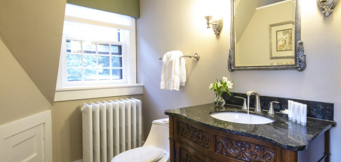 Hillbrook Inn, West Virginia Review | The Hotel Guru