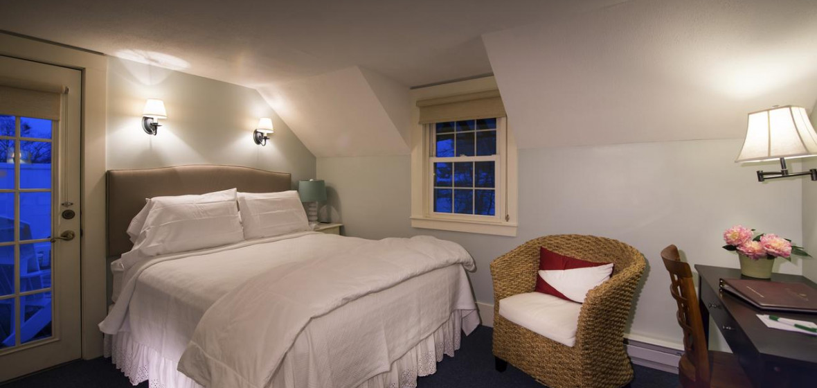 York Harbor Inn, York, Maine Review | The Hotel Guru