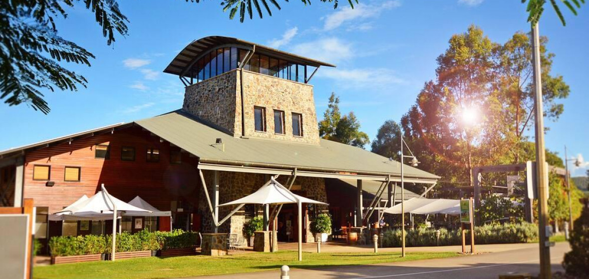 Sanctuary by Sirromet, Queensland (Redland), Australia. Expert reviews ...