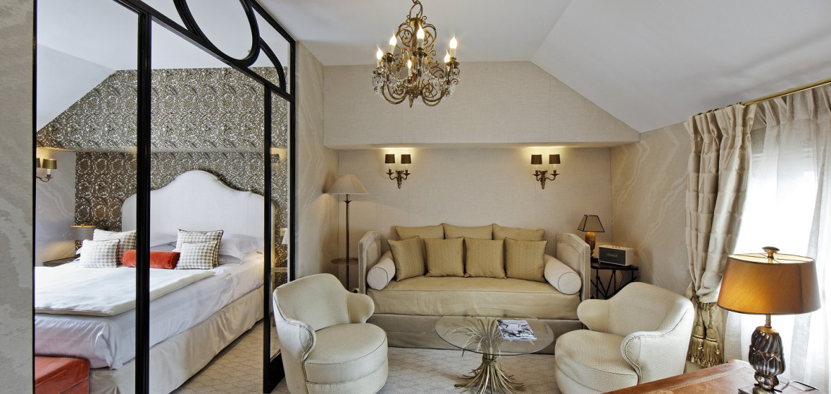 Relais Christine, Paris Review | The Hotel Guru