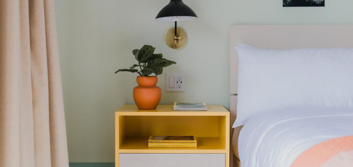 Drake Motor Inn, Wellington, Ontario Review | The Hotel Guru