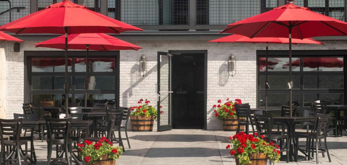 Lake Bomoseen Lodge and Tap Room, Vermont Review | The Hotel Guru