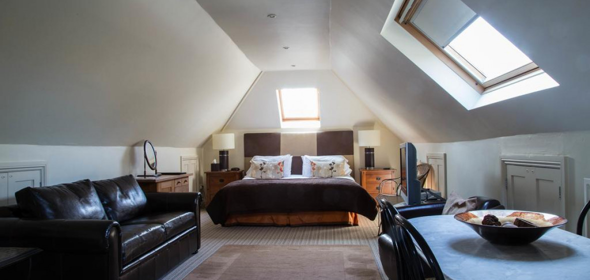 The Lord Bute, Christchurch Review | The Hotel Guru