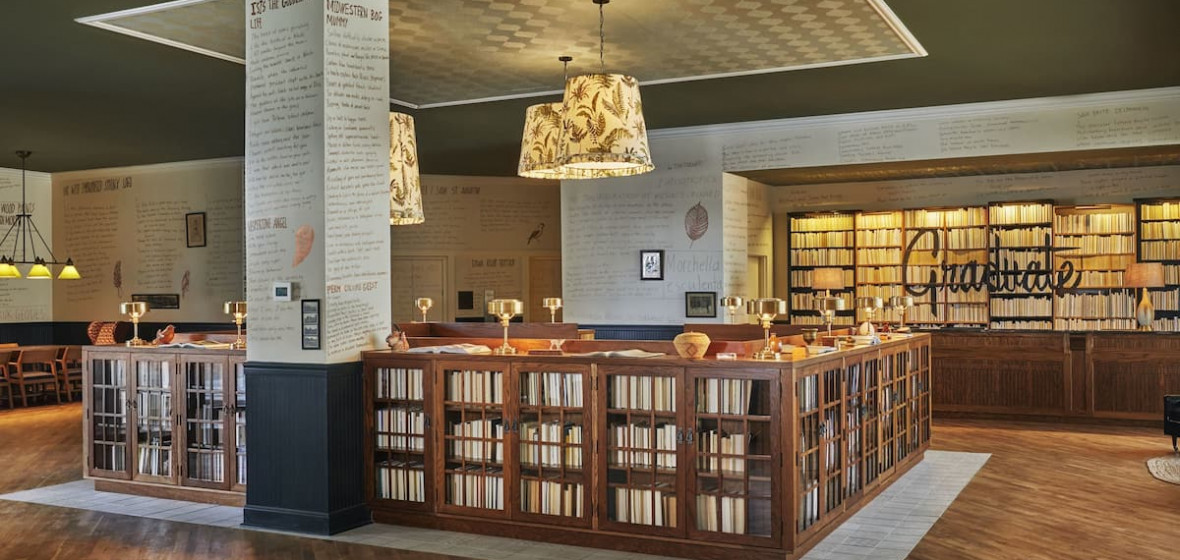 Graduate Iowa City, Iowa Review | The Hotel Guru