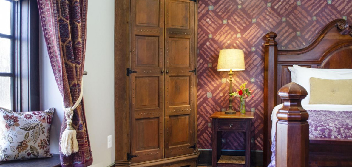 Hillbrook Inn, West Virginia Review | The Hotel Guru