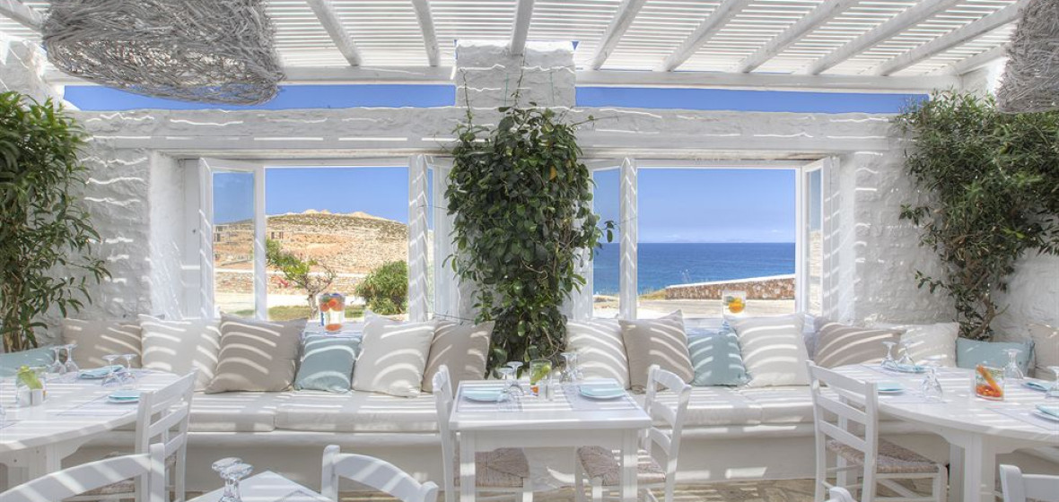Andronis Minois, Paros Review | The Hotel Guru