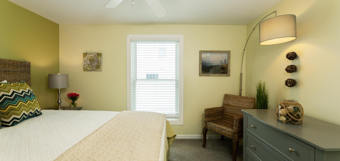 Looking Glass Beachfront Inn, Michigan Review | The Hotel Guru