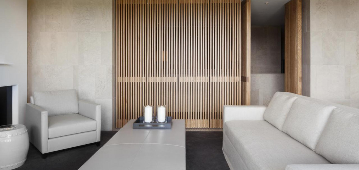 Hotel Realm , Canberra (Barton), Australia. Expert reviews and ...