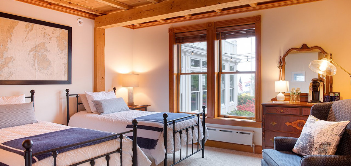 Spouter Inn, Maine Review | The Hotel Guru