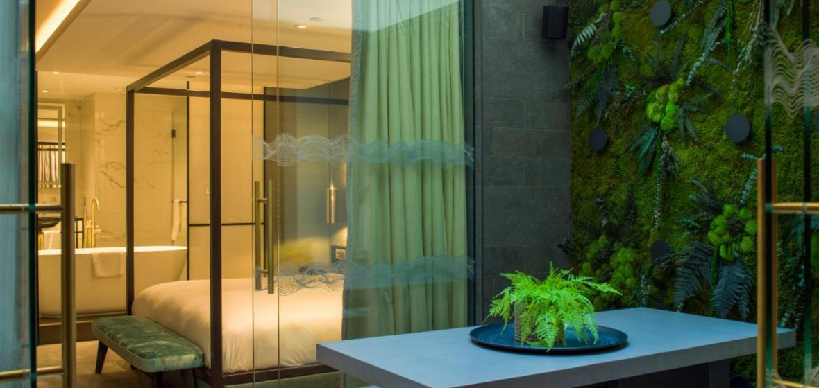 Middle Eight, London (Camden). Expert reviews and highlights | The ...