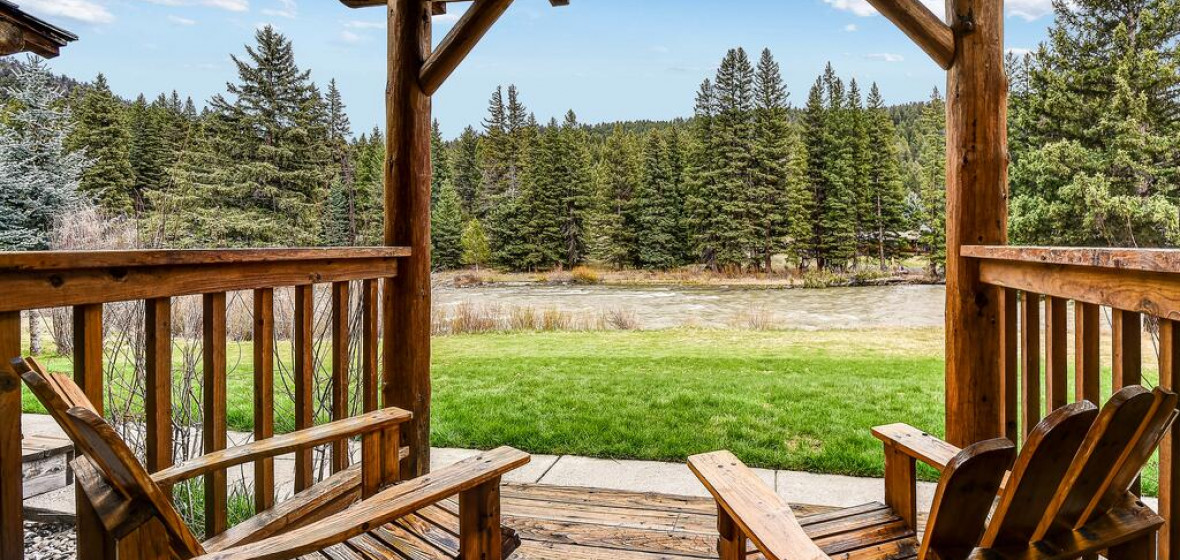 Rainbow Ranch Lodge, Big Sky Review | The Hotel Guru