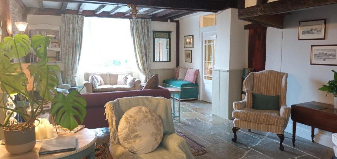 Baskerville House, Hay on Wye (Powys). Expert reviews and highlights ...