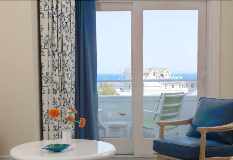 The Break, Rhode Island Review | The Hotel Guru