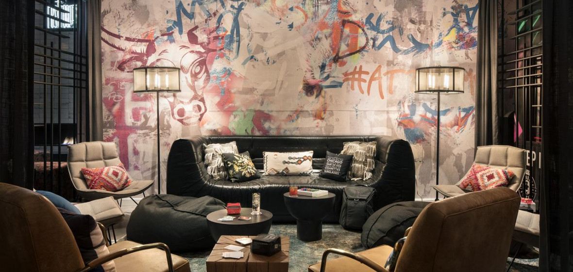 Moxy Chicago Downtown, Chicago Review | The Hotel Guru