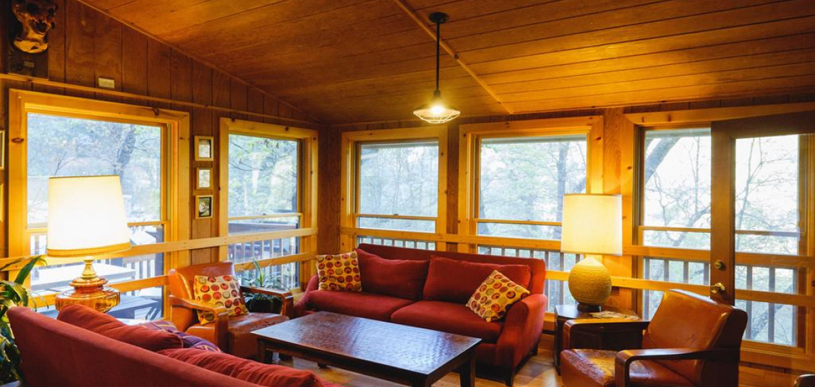 Yosemite Bug Rustic Mountain Resort, California Review | The Hotel Guru