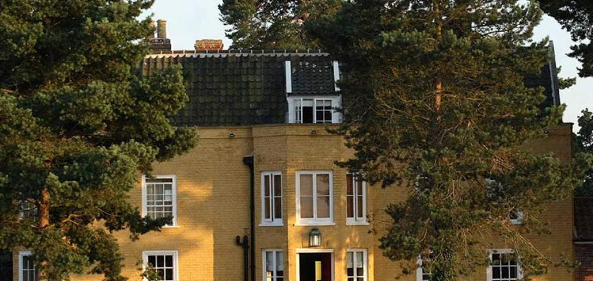 Fritton Lake, Norfolk Review | The Hotel Guru