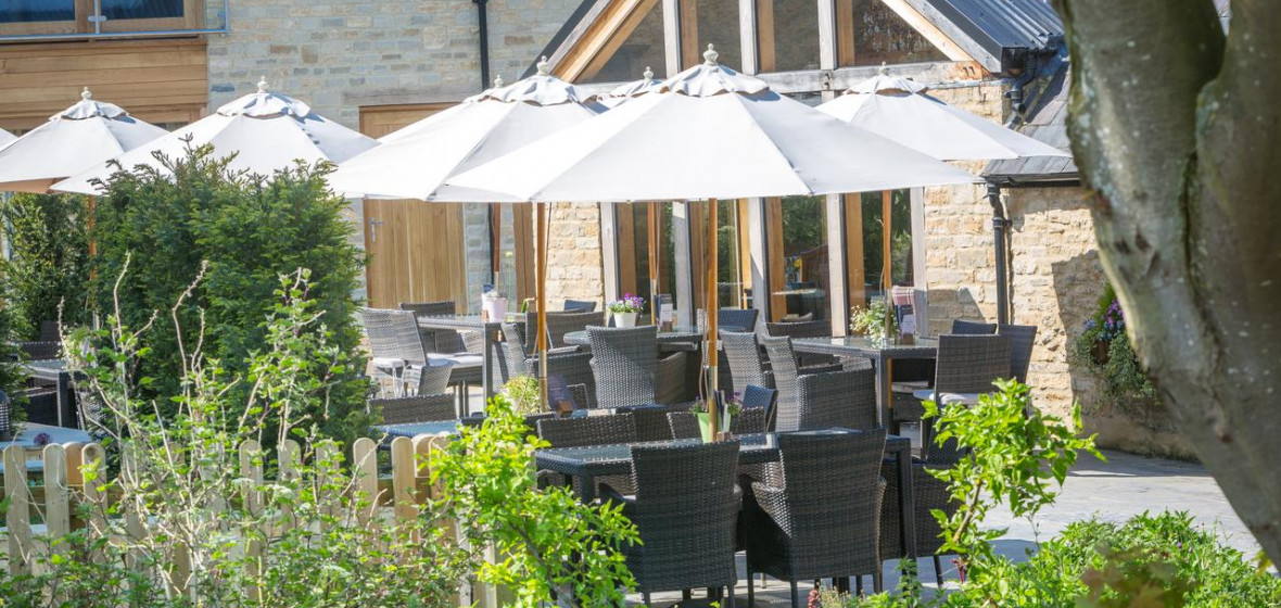 The Lion at Wendlebury, Oxfordshire Review | The Hotel Guru