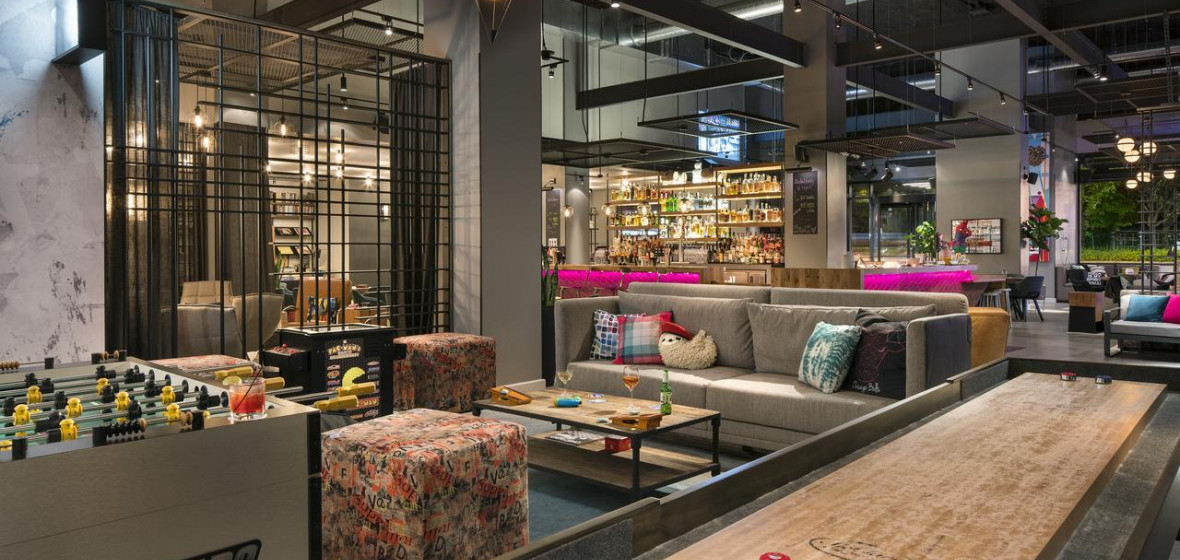 Moxy Chicago Downtown, Chicago Review | The Hotel Guru