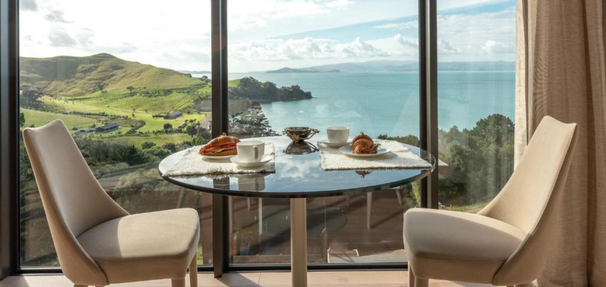 Omana Luxury Villa, Waiheke Island, New Zealand. Expert reviews and ...