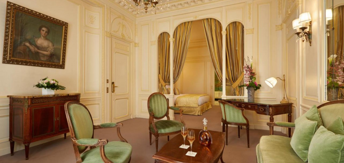 Hotel Raphael, Paris (Champs Elysees), France. Expert reviews and ...