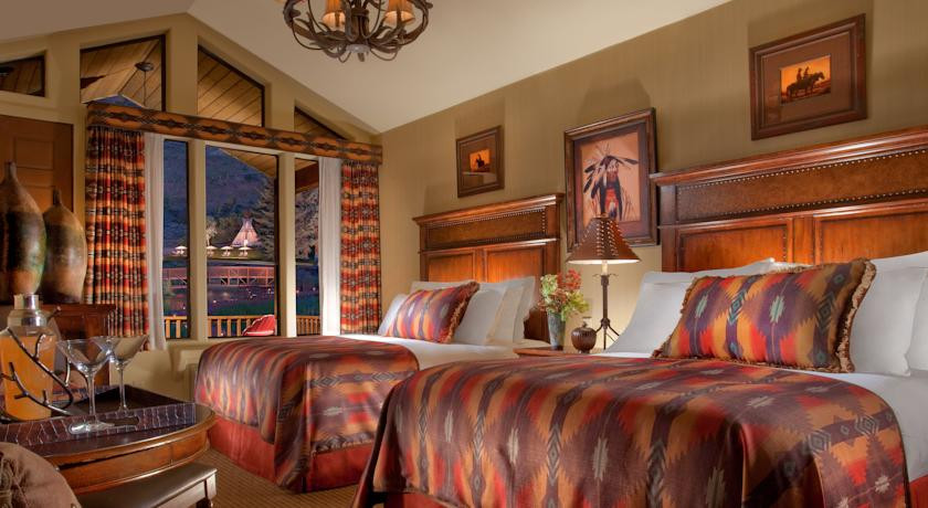 Rustic Inn, Jackson Hole Review | The Hotel Guru