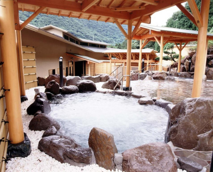 Hotel Okada, Hakone Review | The Hotel Guru