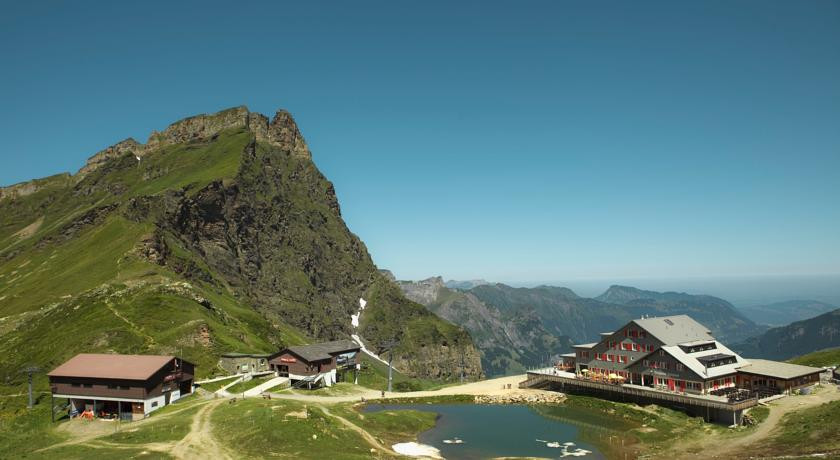 Barghuis Jochpass, Engelberg Review | The Hotel Guru