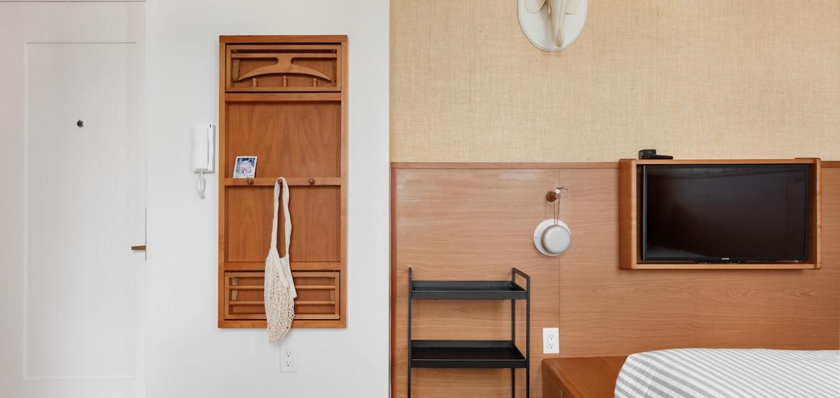 Untitled at 3 Freeman Alley, New York (Lower East Side), United States ...