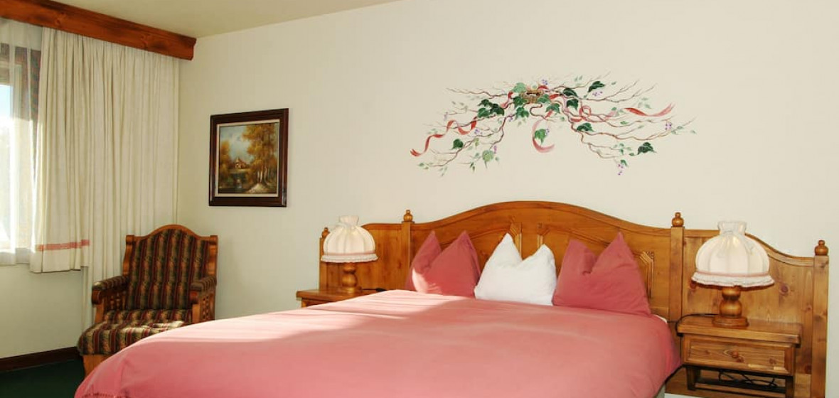 Enzian Inn, Leavenworth Review | The Hotel Guru