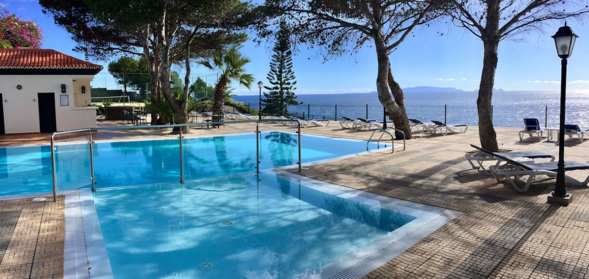 Albatroz Beach and Yacht Club, Madeira, Portugal. Expert reviews and ...