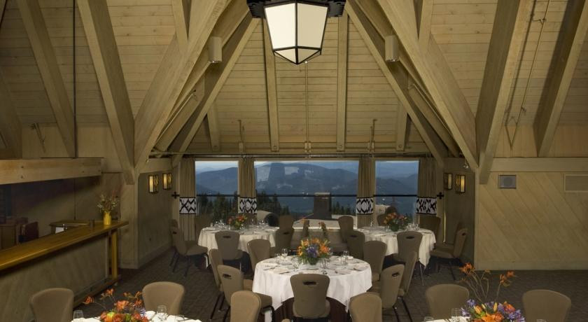 Timberline Lodge, Oregon Review | The Hotel Guru