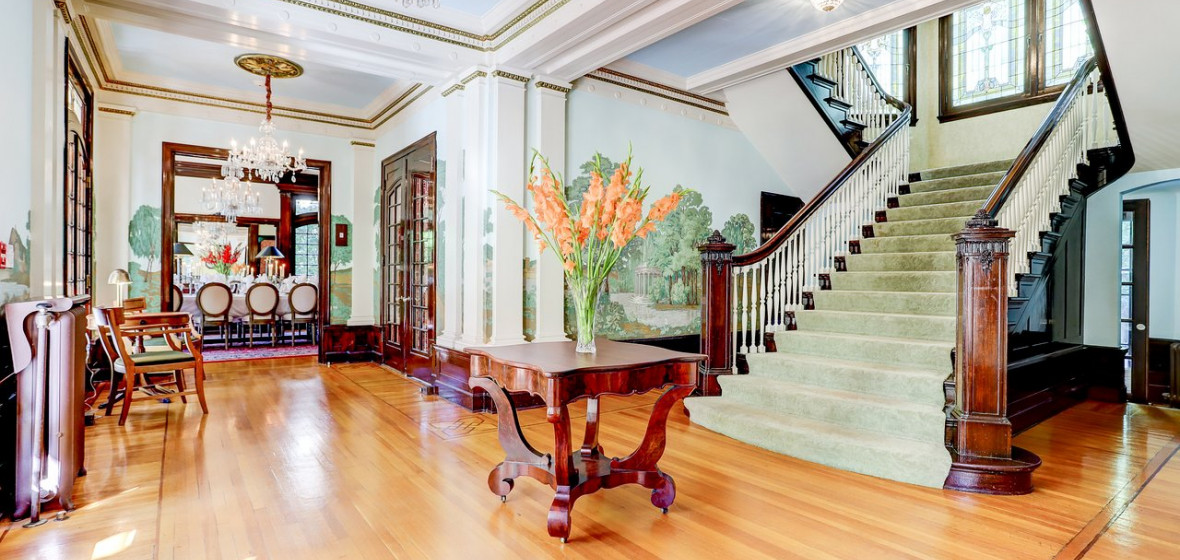 Portland's White House, Portland Review | The Hotel Guru