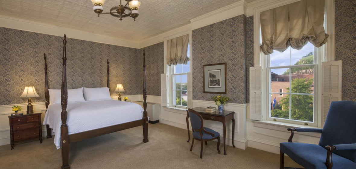 St James Hotel, Red Wing Review | The Hotel Guru