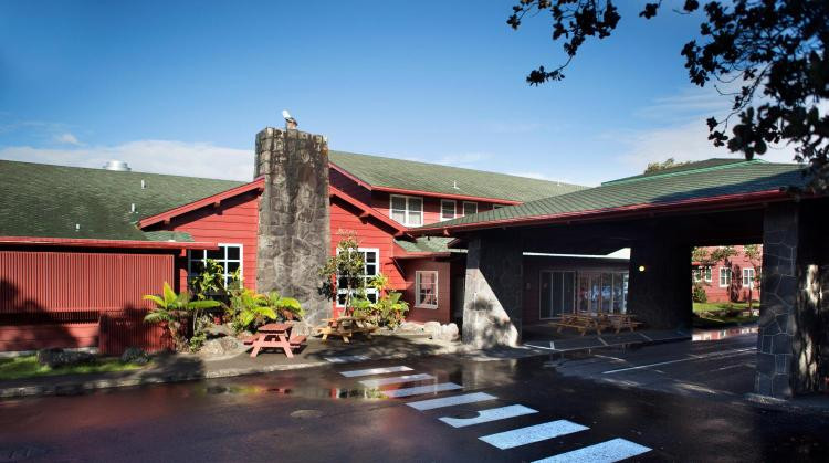 Volcano House, Island of Hawai'i Review | The Hotel Guru