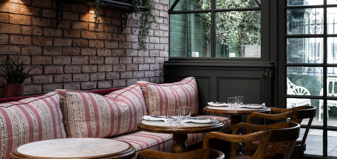 The Princess Royal Pub & Restaurant, West London. Expert reviews and ...