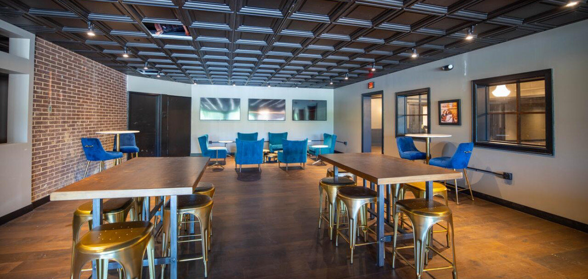The Highlander Hotel, Iowa City Review | The Hotel Guru