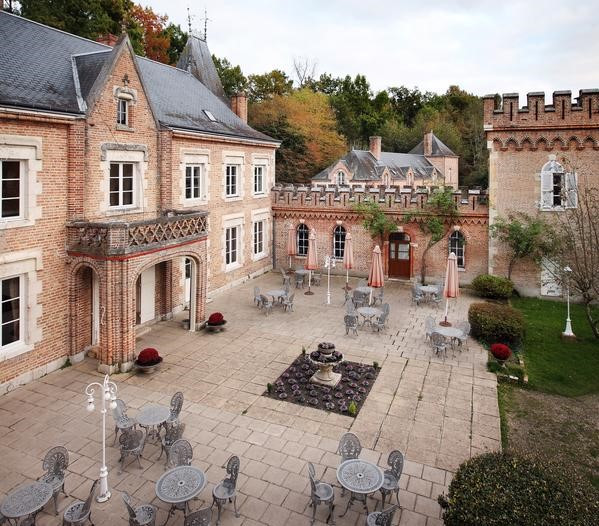 Chateau les Muids, Loire Valley Review | The Hotel Guru